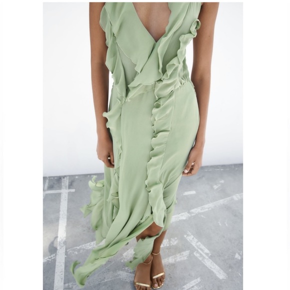 Zara | Dresses | Zara Ruffle Dress | Poshmark
